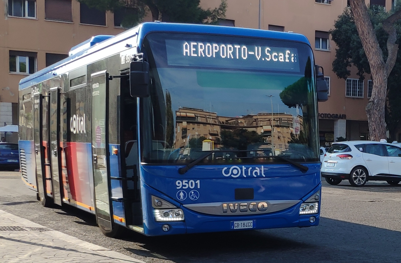 Cotral - Iveco Bus Crossway 12 (galleria) - Roma ATAC