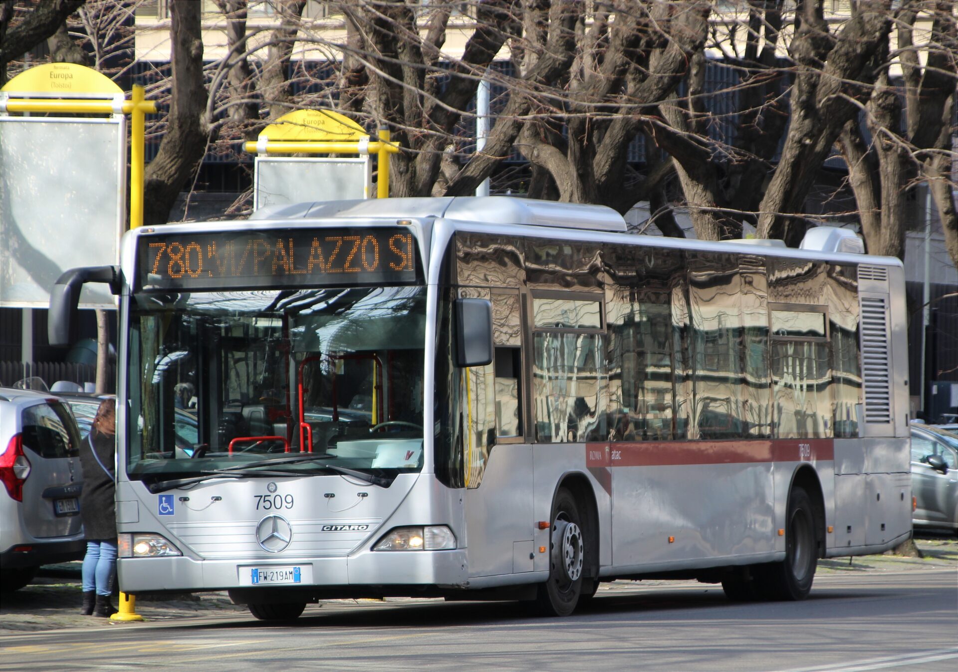 LINEA 780 (galleria) - Trasporti a Roma